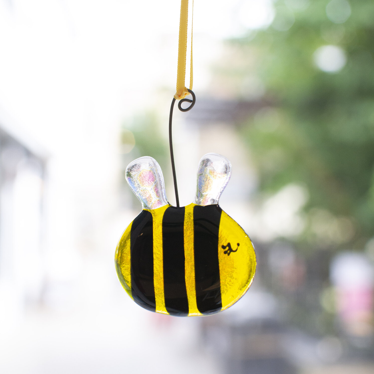 Fused glass mini bee